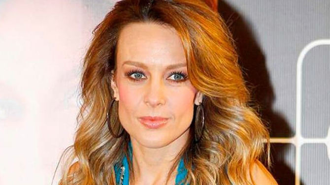 5 canciones de Fey que te recordarán tu época noventera