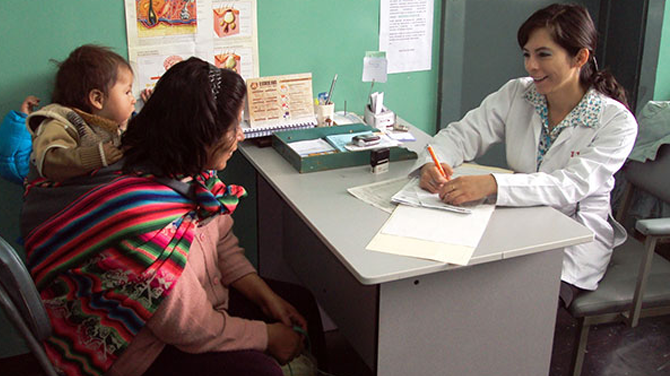 Conoce tus derechos en salud y dónde debes acudir en caso de no recibir ...