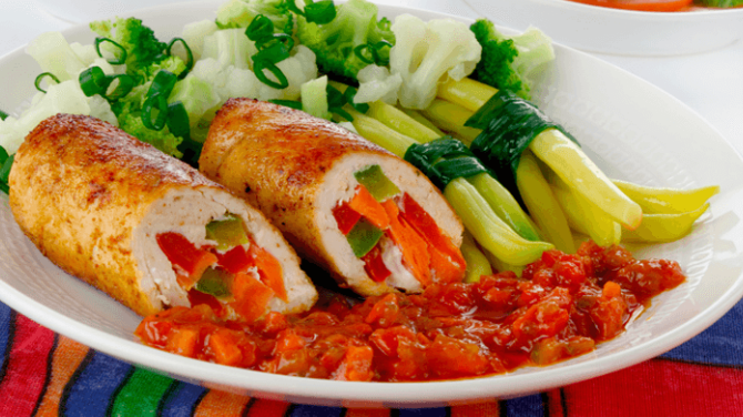 ¡Sorpréndelos! Prepara las exquisitas supremas de pollo rellenas