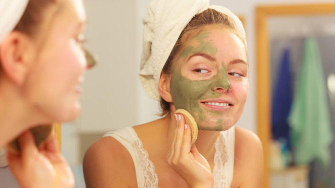¿Quieres un cutis limpio y fresco? Estas mascarillas naturales son tu ...