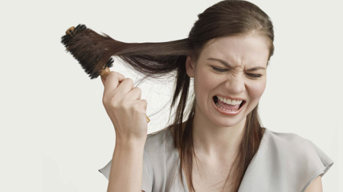 ¿Tu cabello se enreda fácilmente? Sigue estos trucos infalibles