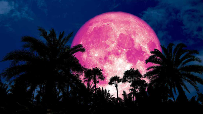 ¿Qué signos se verán afectados por la “Luna Rosa”?