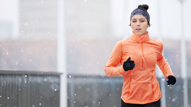 8 consejos para no dejar de practicar ejercicios durante el invierno