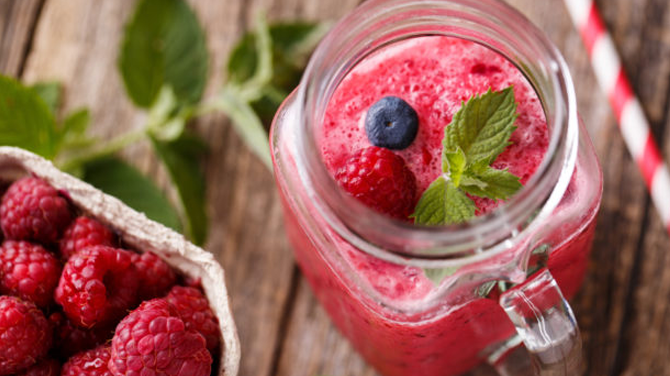 Batido mañanero de frutos rojos para el corazón