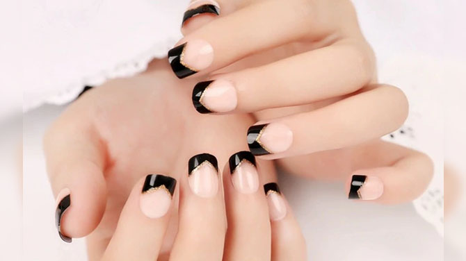 Mira estos estilo de uñas color crema que te harán lucir elegante