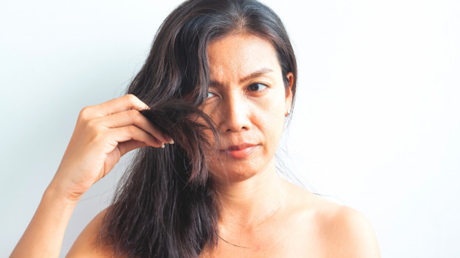 Tips para ayudar a mejorar tu cabello reseco y devolverle la vitalidad