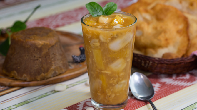 ¡Delicia peruana! Prepara un rico y tradicional Champú de frutas