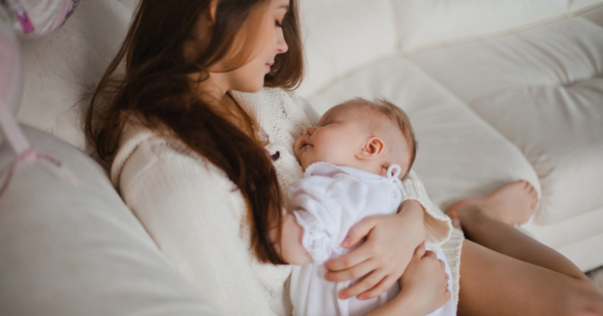 Conoce las 3 etapas del postparto y sus efectos