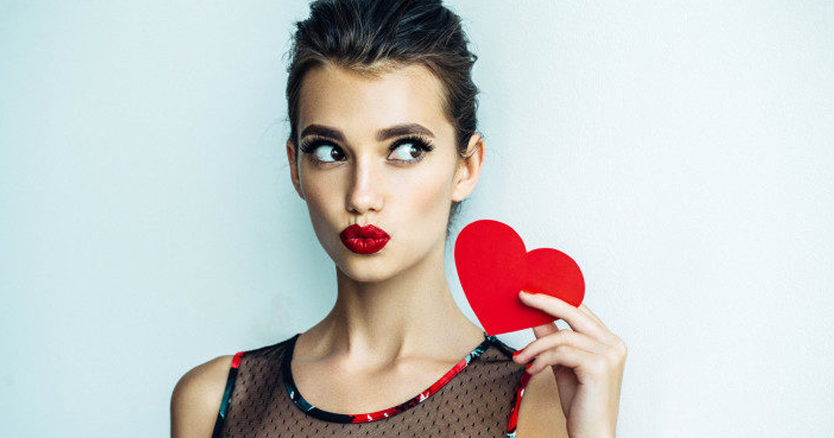 Prepárate para celebrar San Valentín con estos hermosos outfits