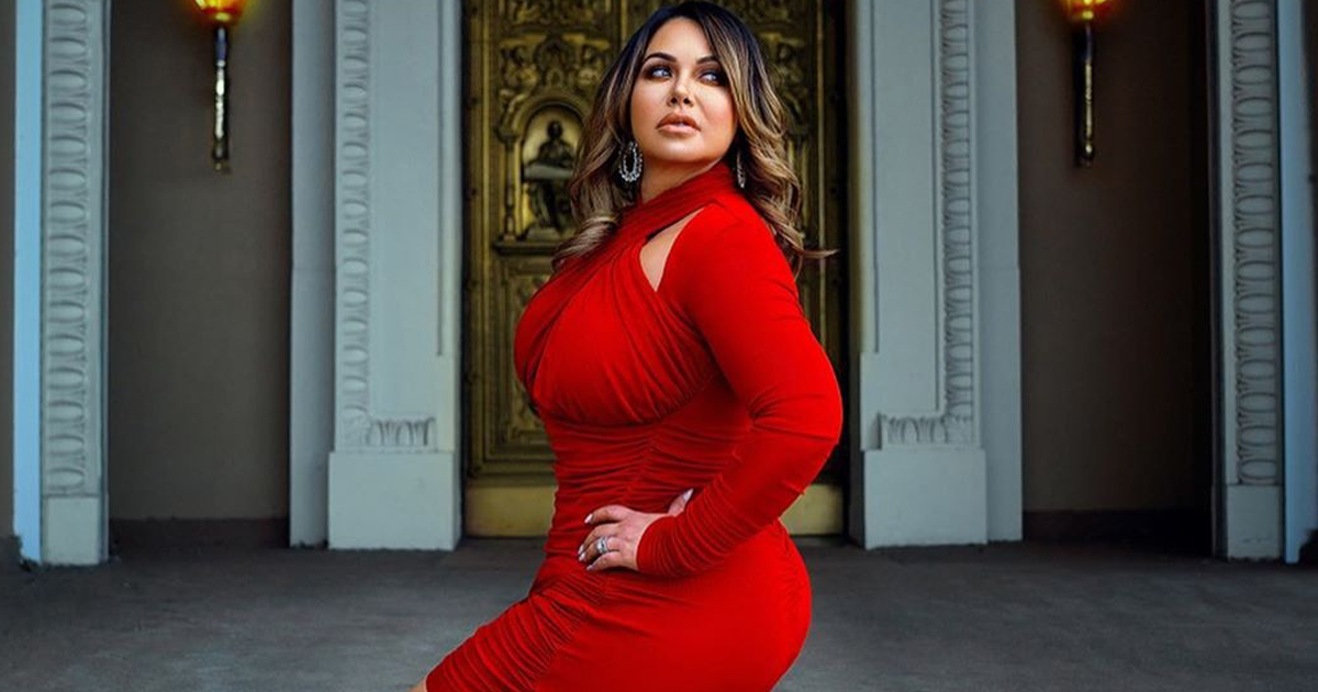 Arma un look osado como la Chiquis Rivera con este animal print