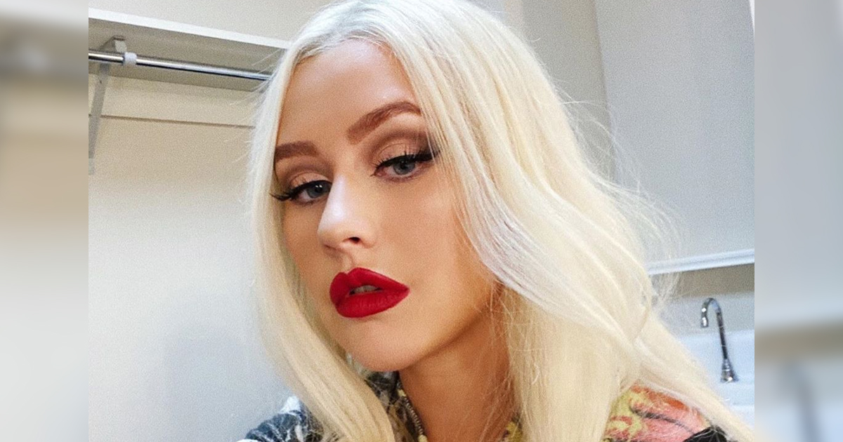 Christina Aguilera luce como toda una geisha moderna con este look