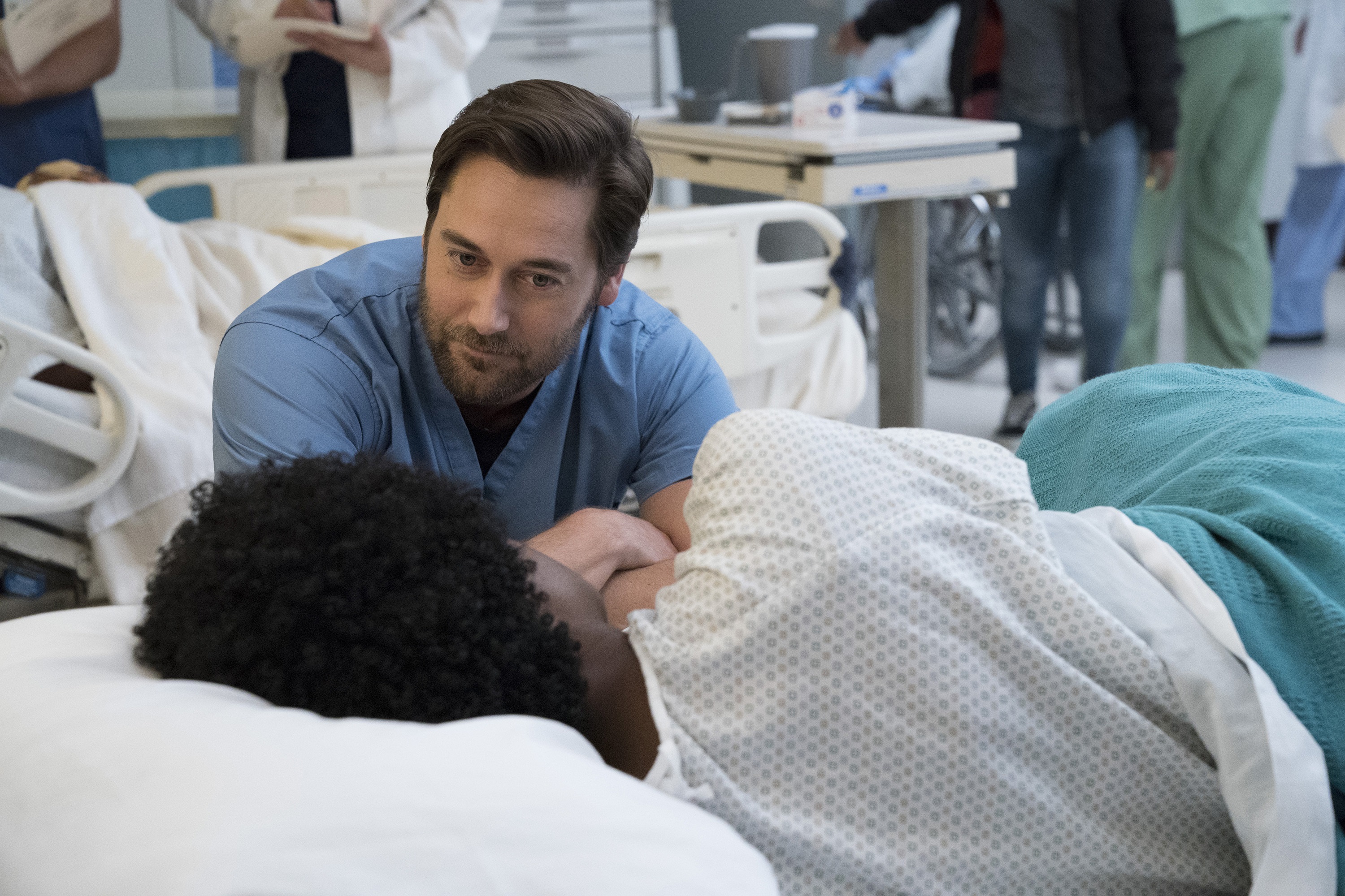 New Amsterdam, la serie médica que muestra el poder de la empatía