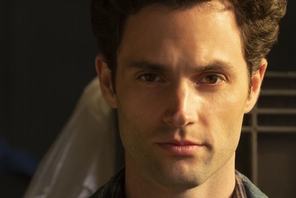 Actor de ‘You’ fue denunciado por acoso sexual contra menores de edad