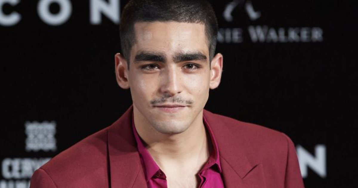 Omar Ayuso elimina su Twitter tras criticar a fans que piden fotos sin ...