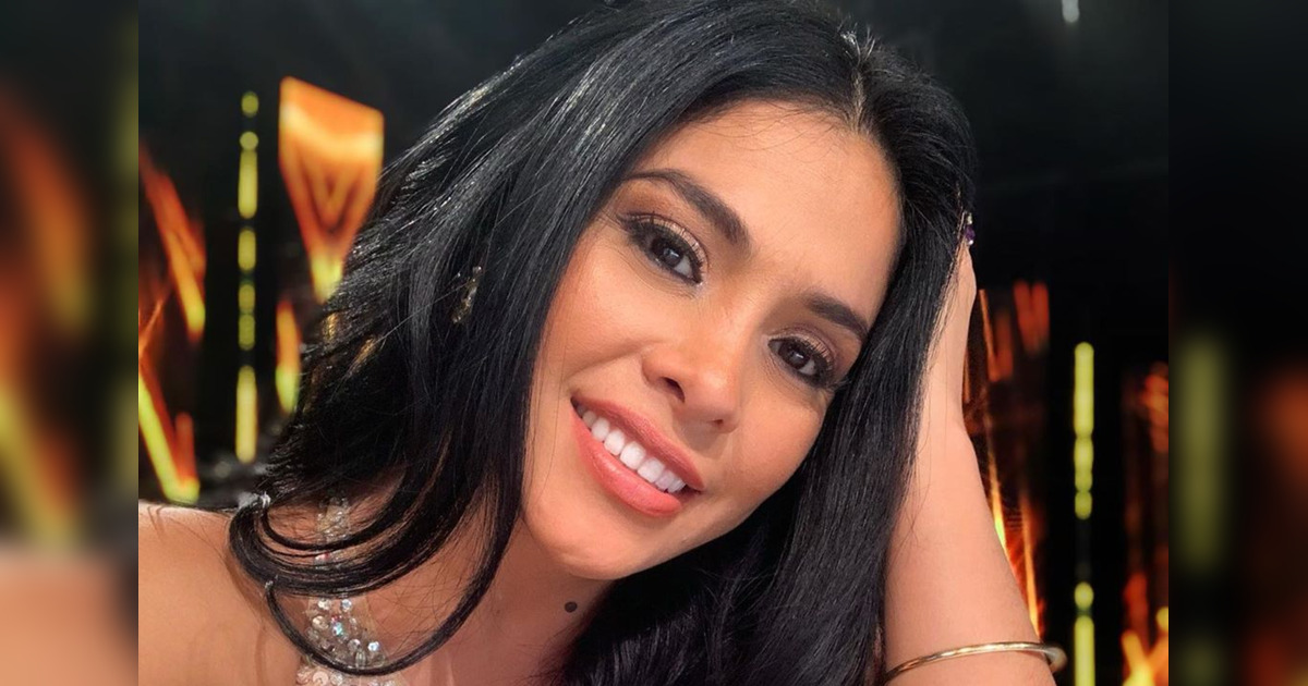 Deslúmbrate con el vestido negro estilo sirena que llevó Maricarmen Marín