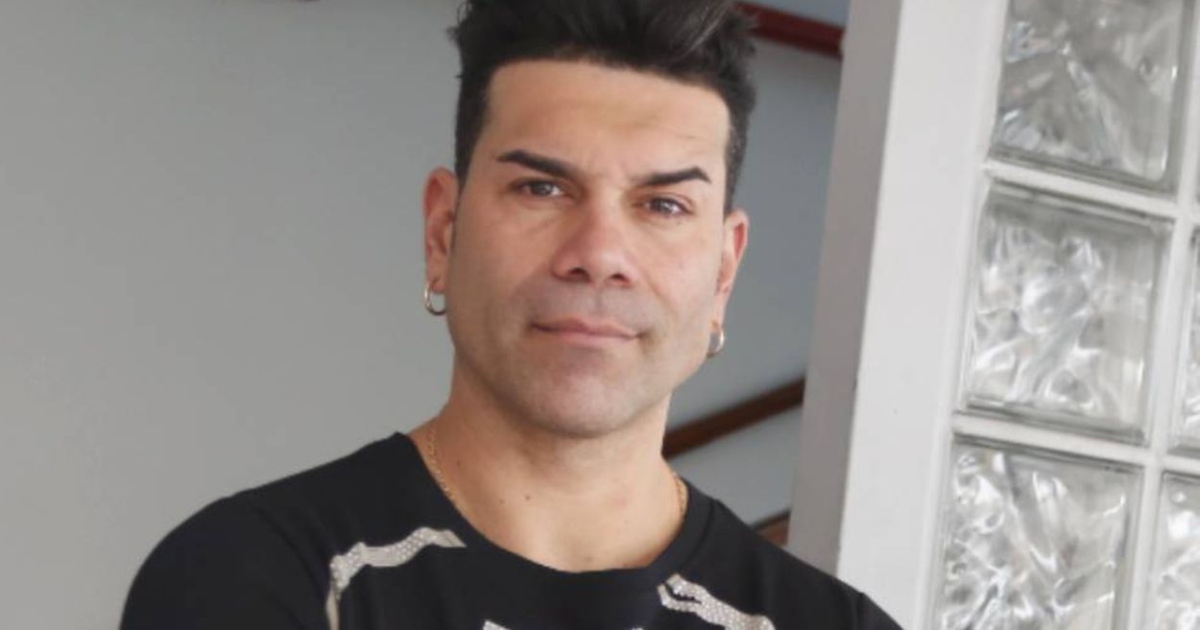 Carlos Barraza es acusado por tocamientos indebidos