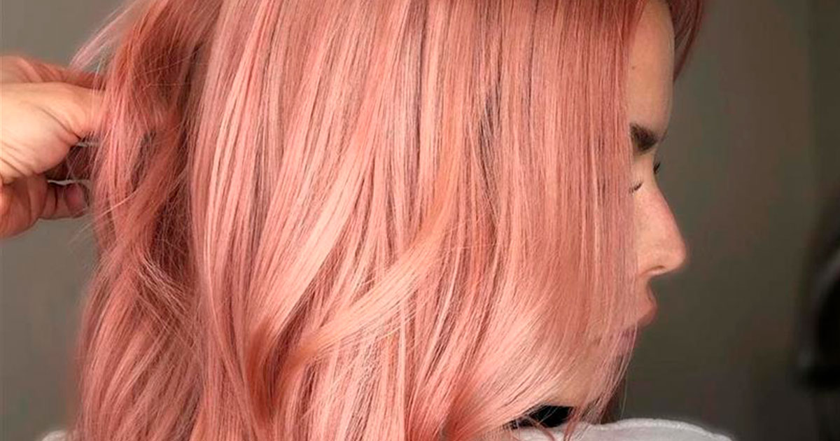 Así puedes llevar el cabello rosa en diversos looks para esta temporada