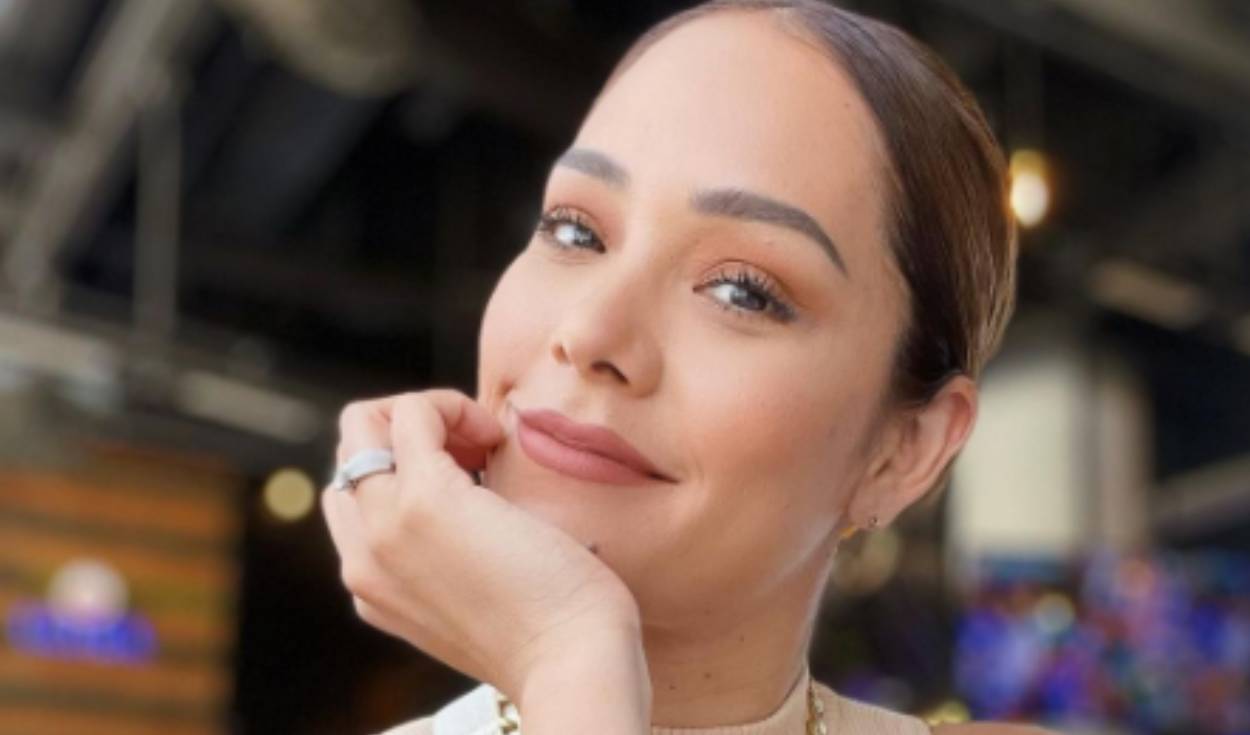 Karen Schwarz impacta con inmortal imagen luciendo un bikini cortina de ...