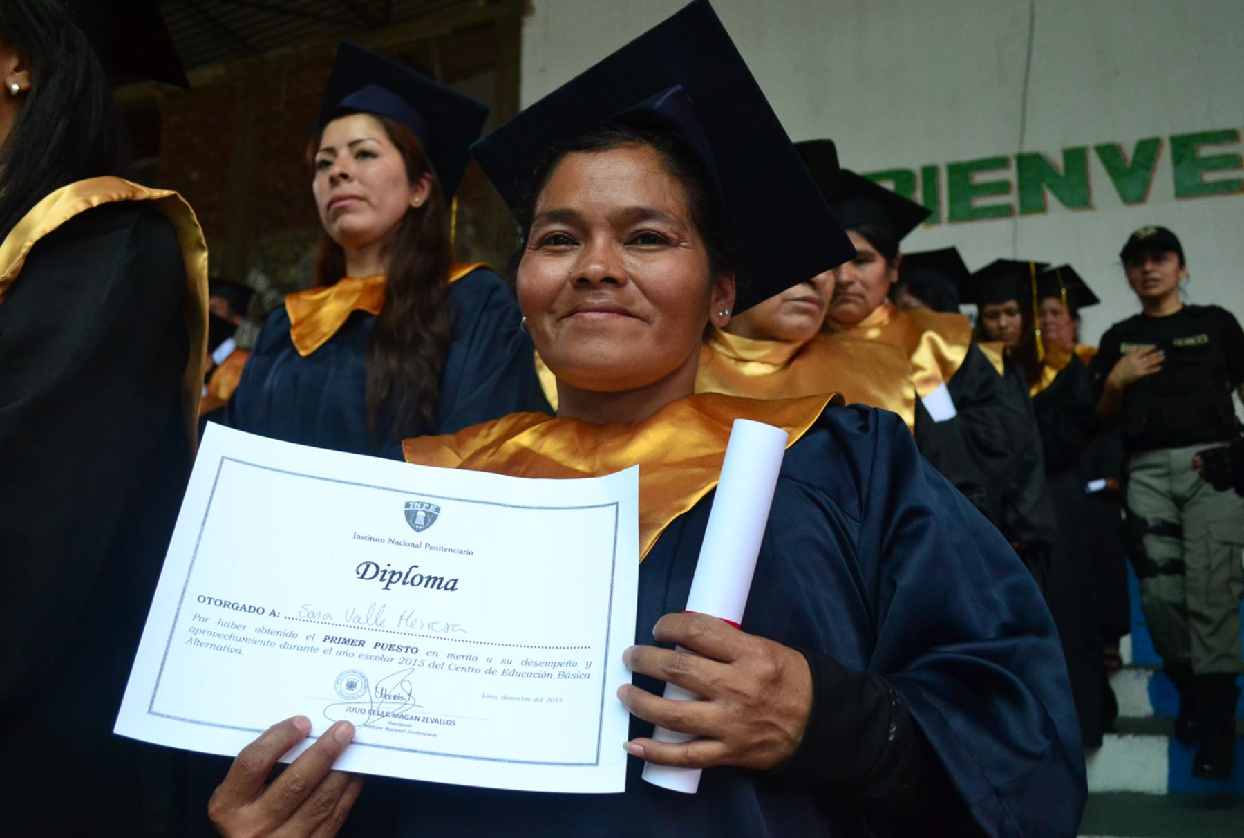 Cinco beneficios que te ofrece el culminar los estudios básicos