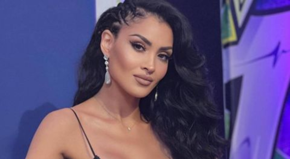 Michelle Soifer activa las alarmas con un radiante y sensual bikini a juego con su look