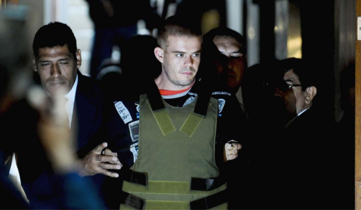 Joran Van der Sloot fue entregado a las autoridades de Estados Unidos