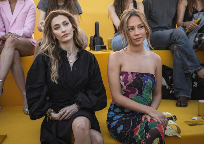 Por qué Paris Jackson IGNORÓ a Ester Expósito pese a estar a su lado y ...